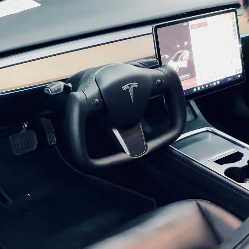 VOLANTE YOKE PARA TESLA MODEL 3 Y - TESLIZE